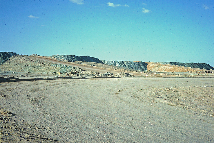Rio Tinto Borax Mine, Kramer Borate deposit, Boron, Kern County ...