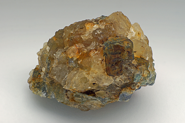 Cordierite, Quartz