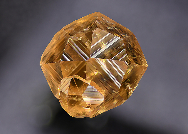 Grossular: Mineral information, data and localities.