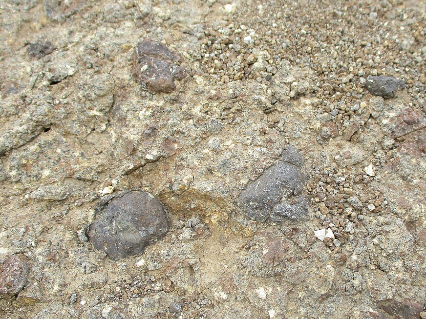 Volcanic breccia: Mineral information, data and localities.