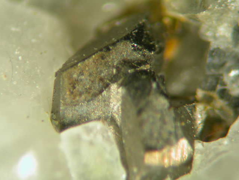 Sulvanite, Malachite, Volborthite, Calcite