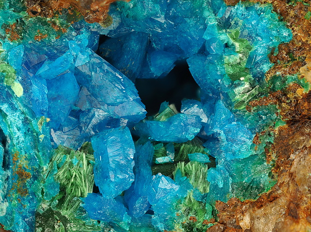 Liroconite, Parnauite