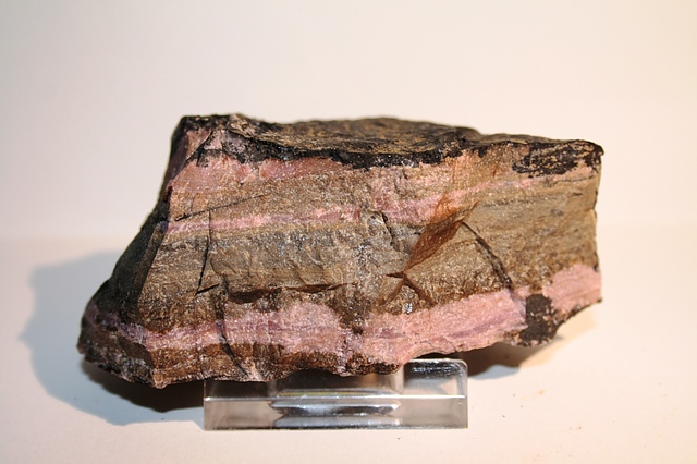 Tephroite, Pyroxmangite, Rhodonite, Friedelite