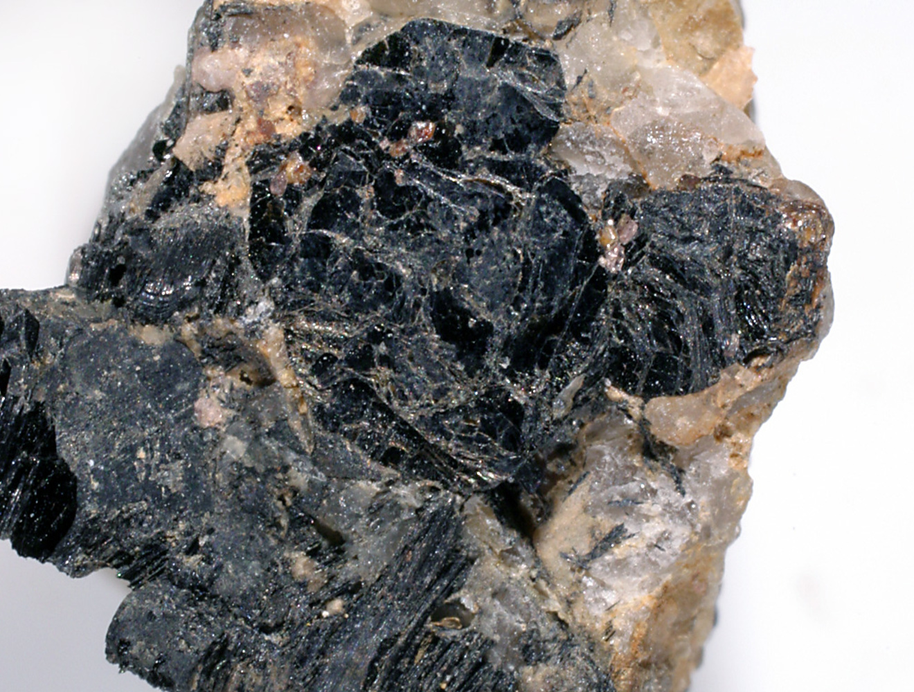 Fluorannite: Mineral information, data and localities.