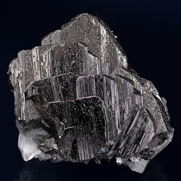 Wolframite Group: Mineral information, data and localities.