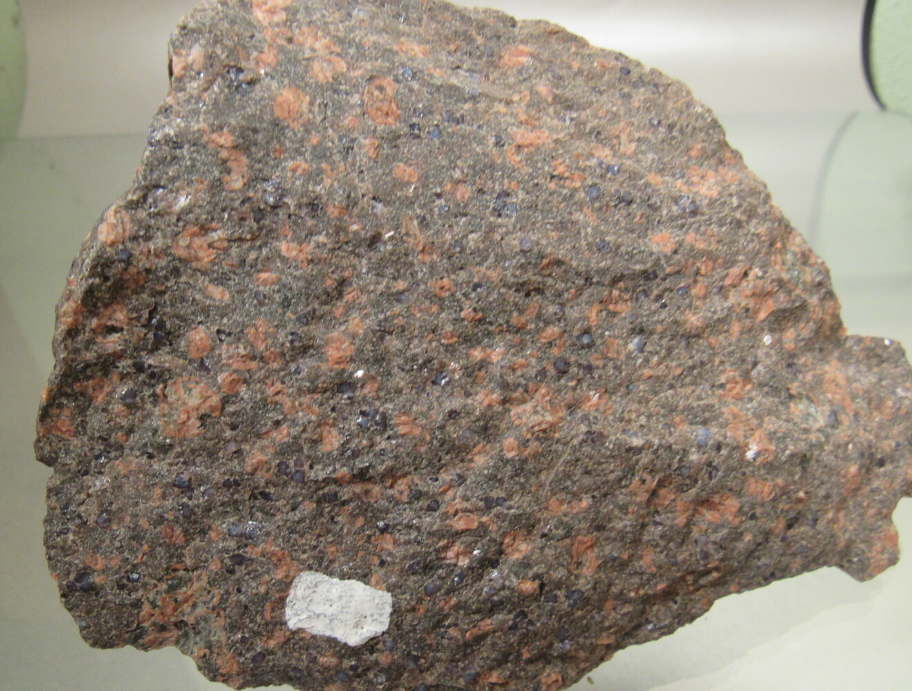Porphyritic rhyolite: Mineral information, data and localities.