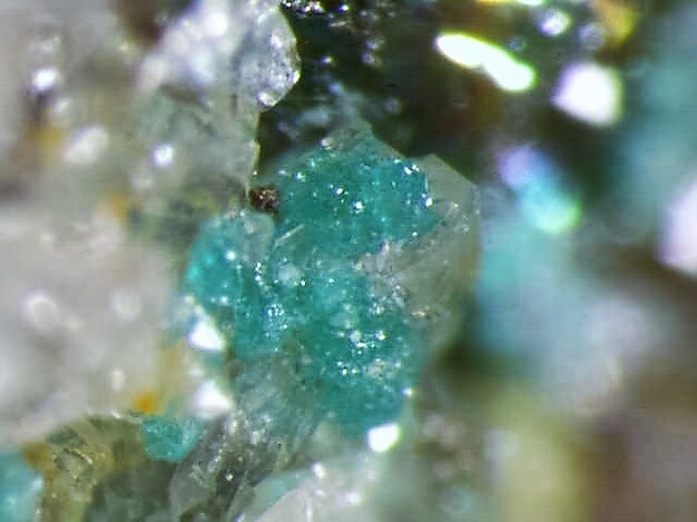 Housleyite: Mineral information, data and localities.
