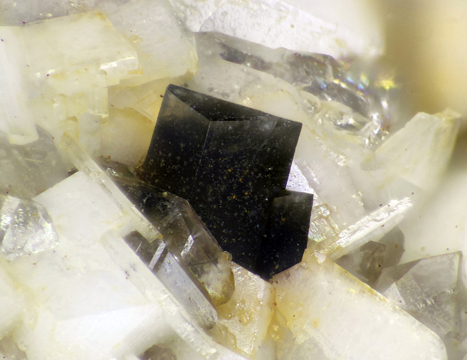 Gadolinite-(Ce): Mineral information, data and localities.