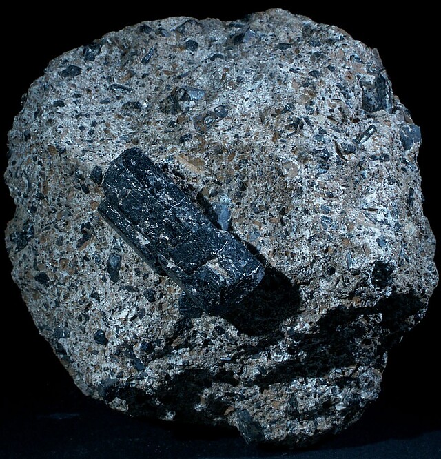Kaersutite