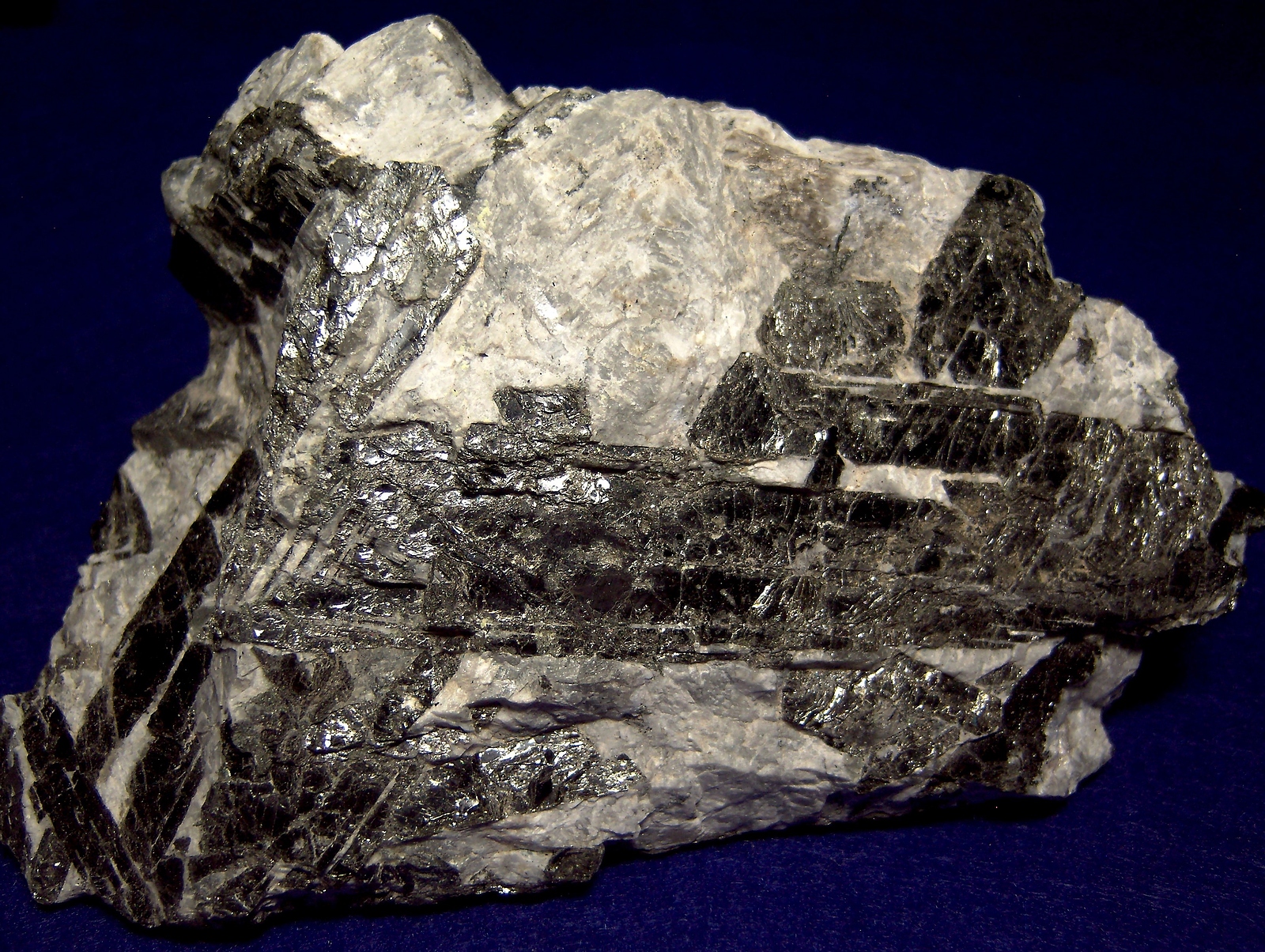 annite sodalite feldspar group poudrette quarry mont saint hilaire la ...