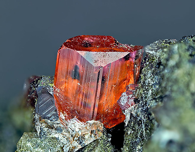 Phosphosiderite: Mineral information, data and localities.