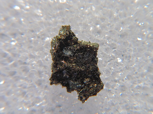 Sturtite: Mineral information, data and localities.