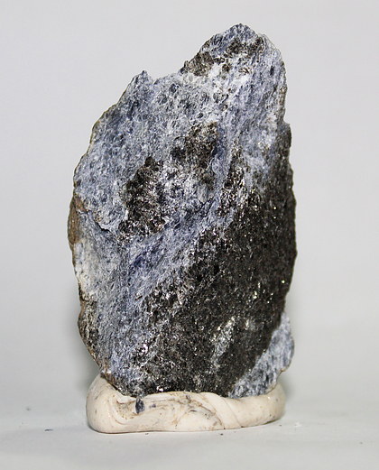 Holmquistite: Mineral information, data and localities.