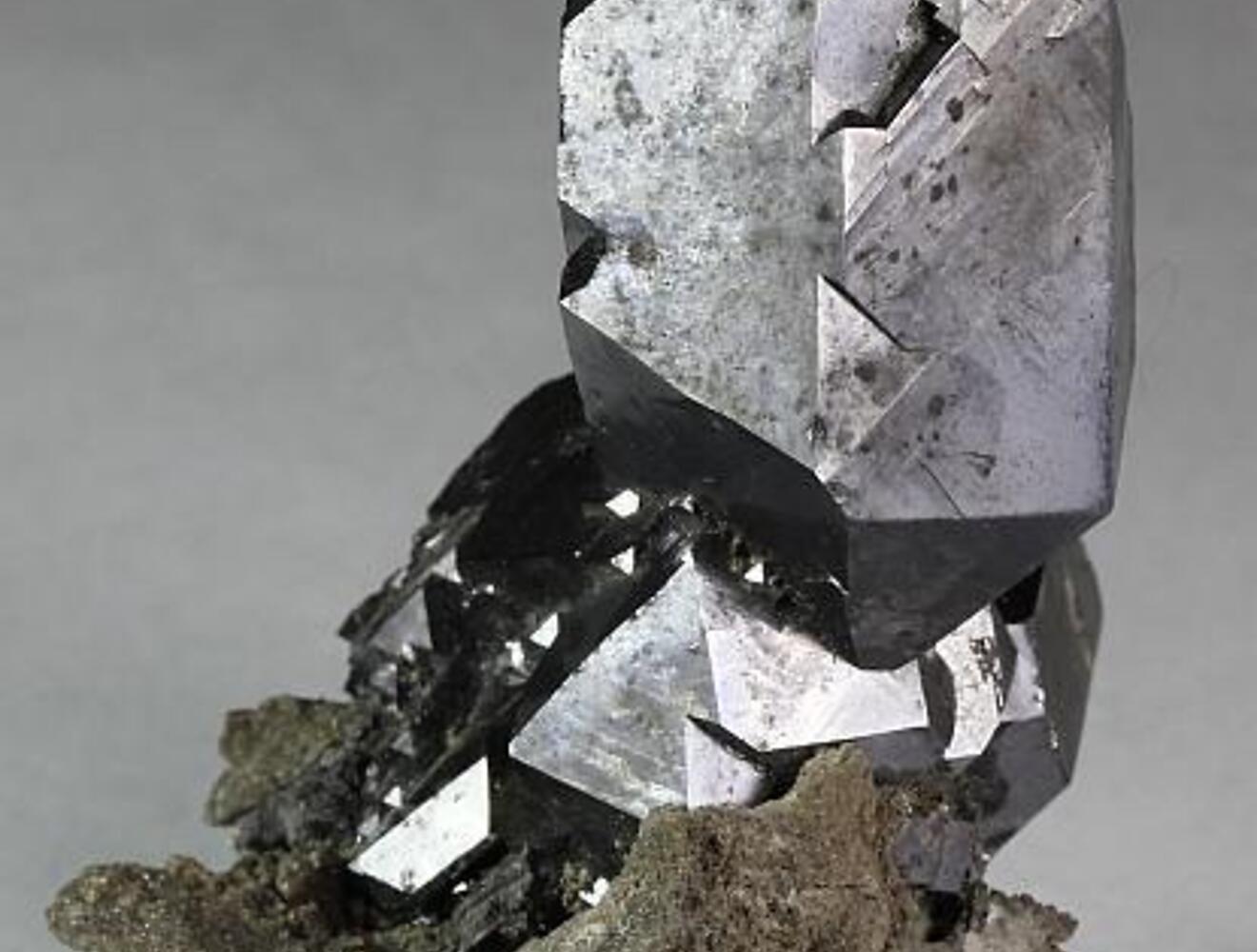 Galena: Mineral information, data and localities.