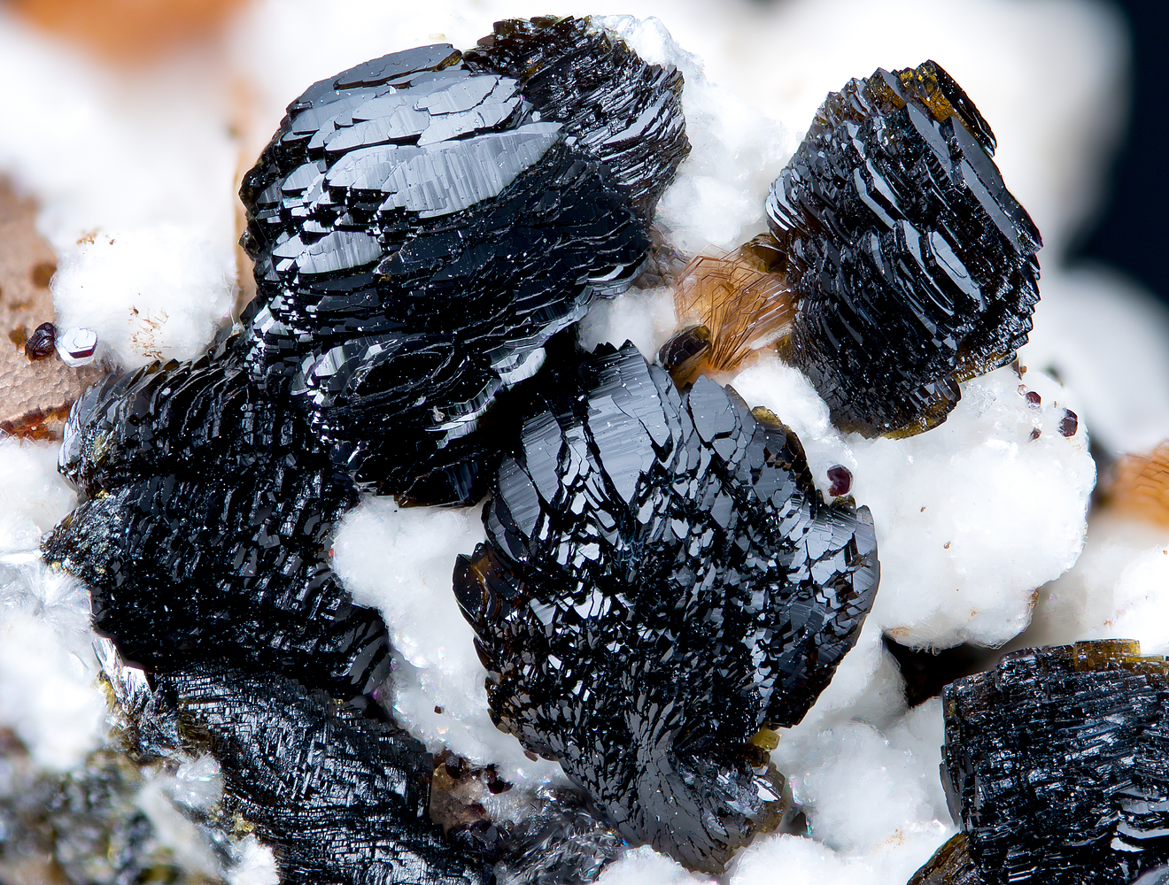 Roscherite Group: Mineral information, data and localities.