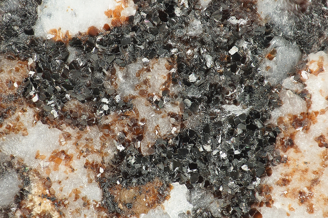 Chlorite Group: Mineral information, data and localities.