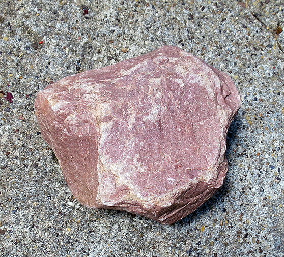 Quartzite: Mineral information, data and localities.