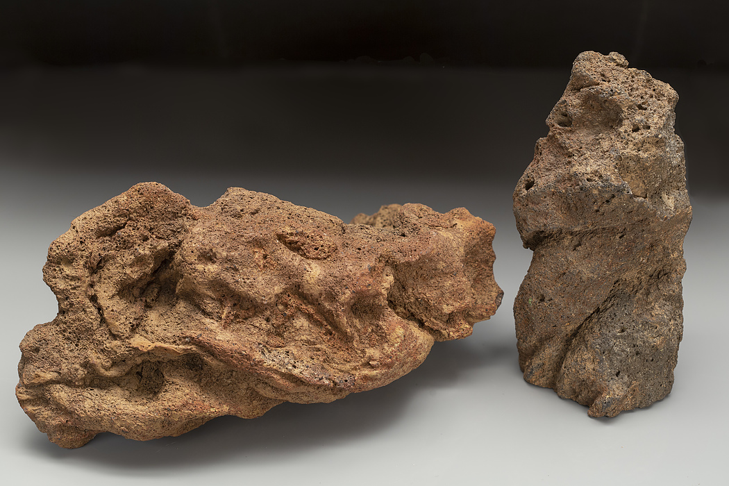 Bomb-tephra: Mineral information, data and localities.