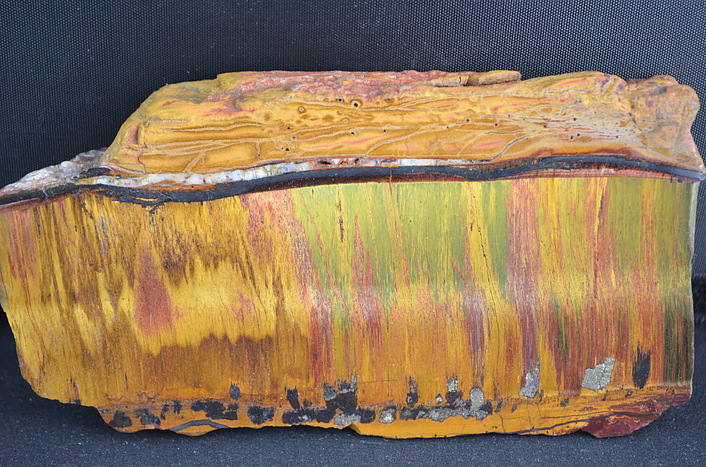 Brockman Tiger eye mine (Marra Mamba), Mount Brockman, Ashburton Shire ...