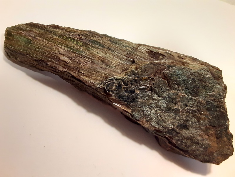 Serpentine Subgroup (Var: Picrolite)