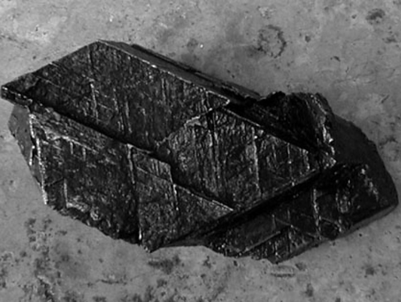 Native Iron (Var: Kamacite), Taenite, Forsterite, Troilite ...