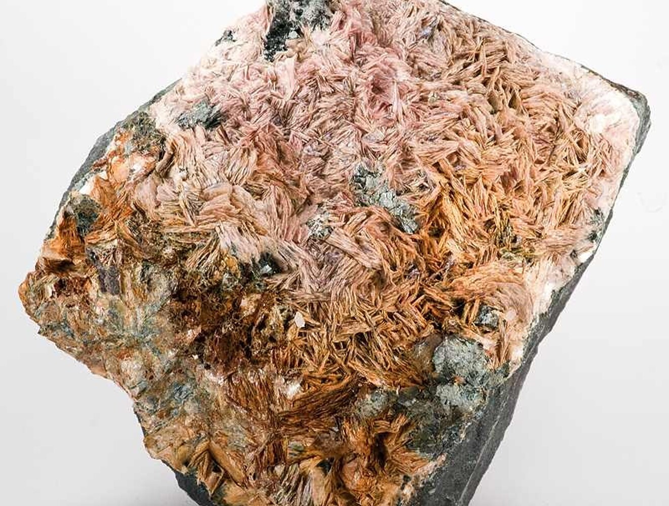 Margarite: Mineral information, data and localities.