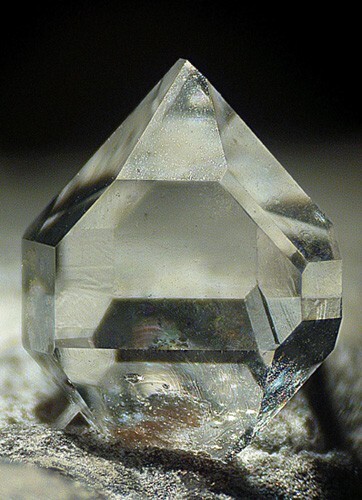 Rock Crystal: Mineral information, data and localities.