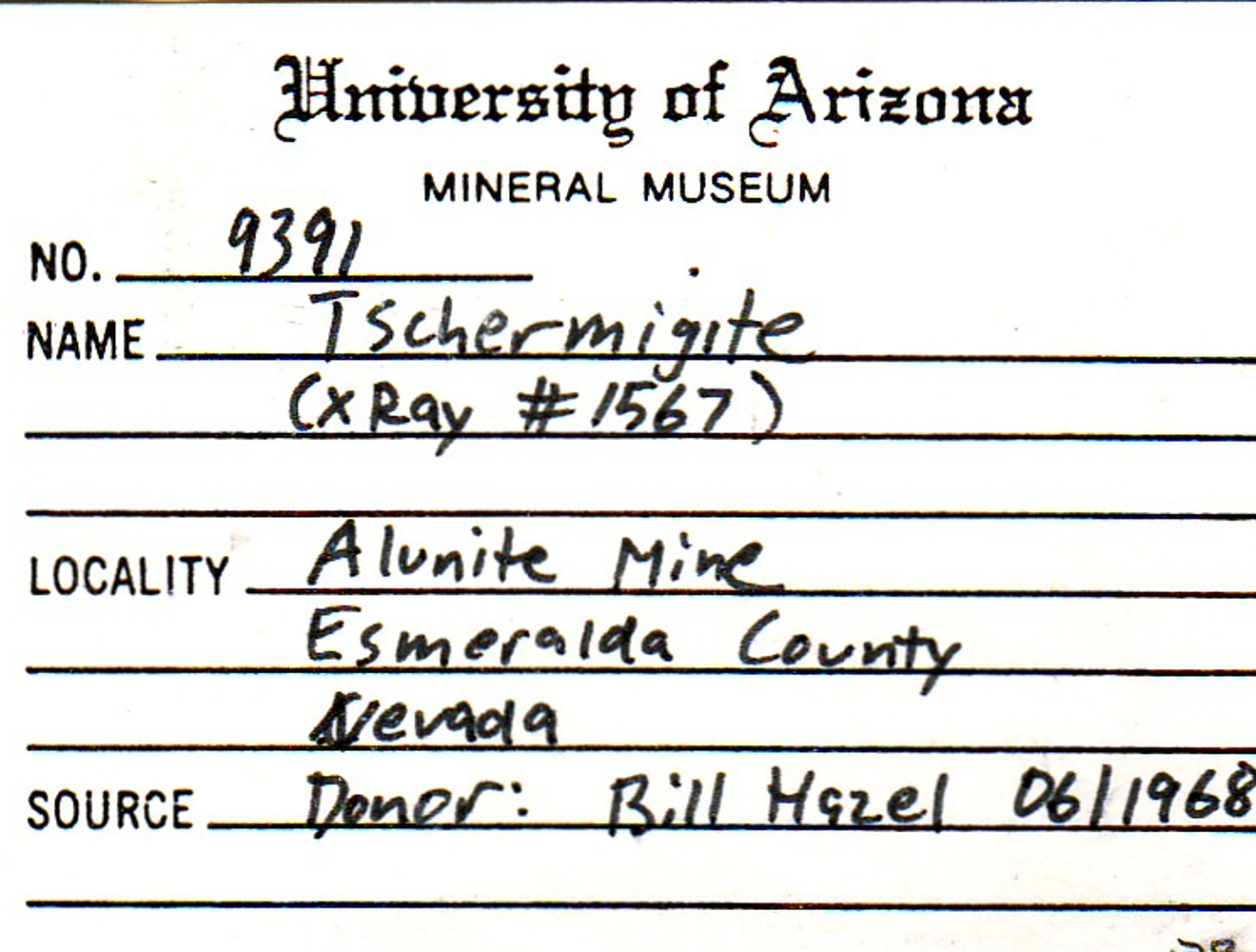 Photos : Alum-(K) - J & L Alunite Mine, Marysvale District, Piute Co ...