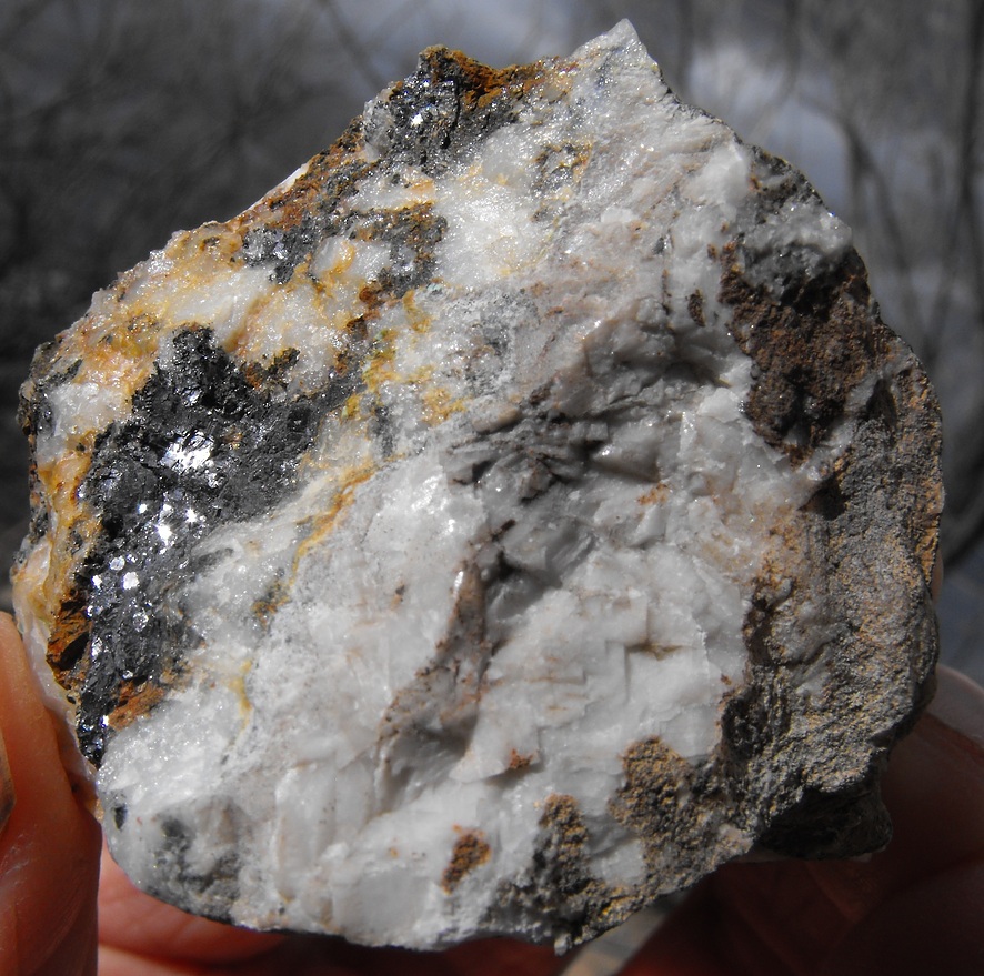 Calcite from St. Louis Mine (Morning Star Mine; Isabel), St. Louis ...