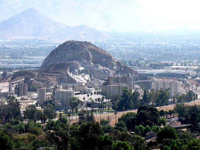 Crestmore quarries, Crestmore, Jurupa Valley, Riverside County ...