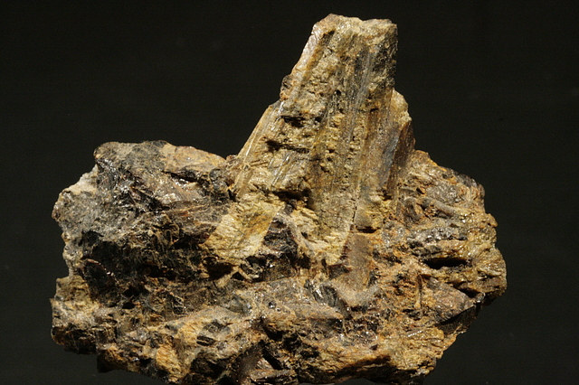 Thortveitite