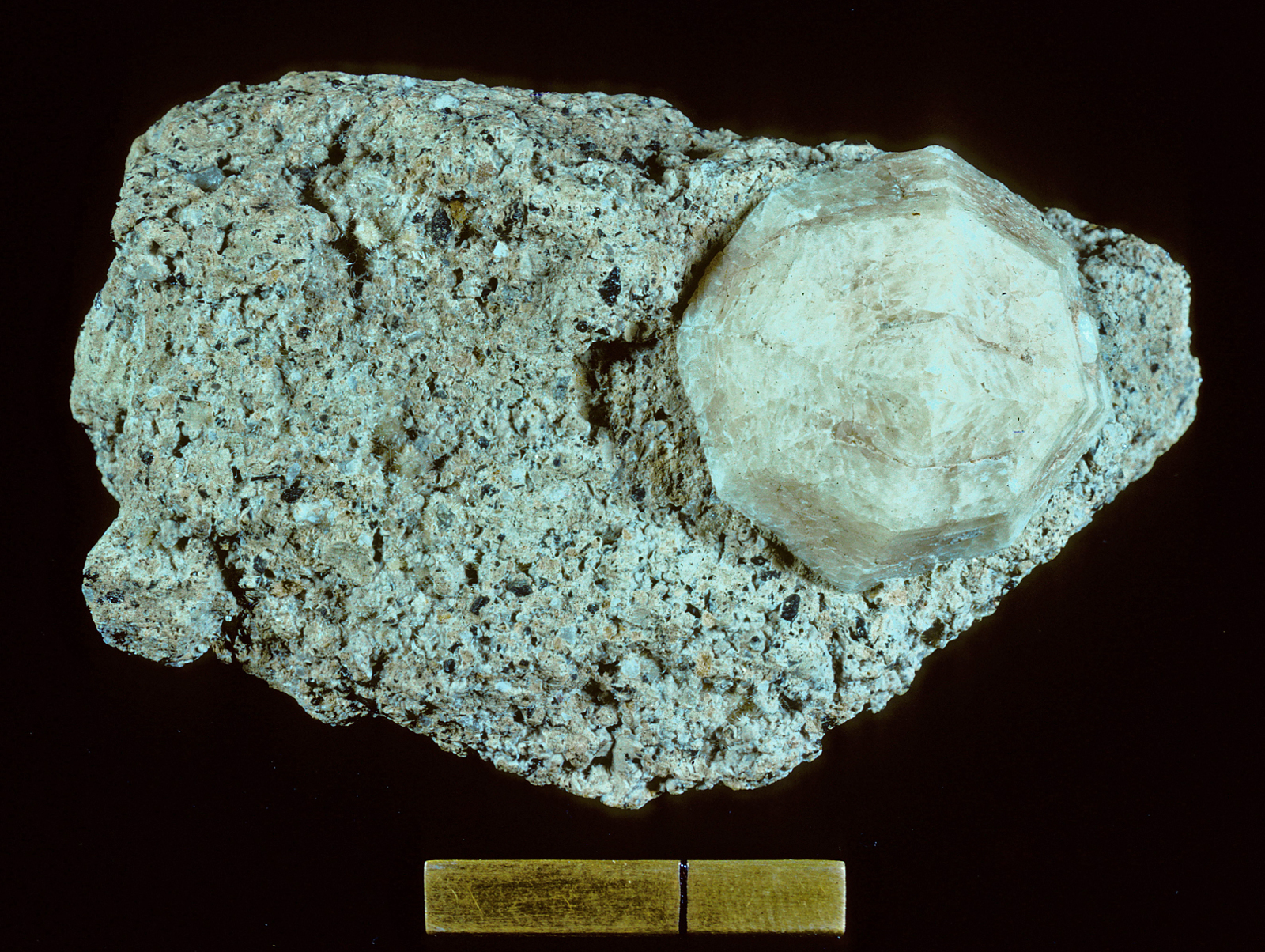 © Rob Lavinsky & irocks.com