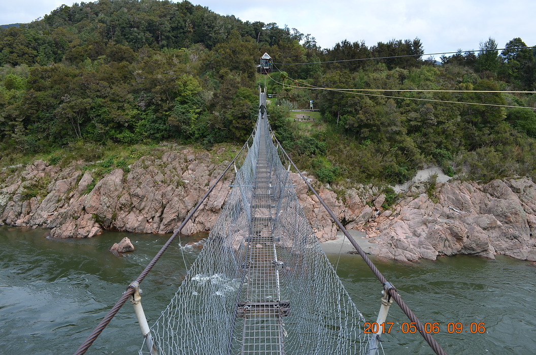 White Creek (Buller Gorge Swing Bridge), Murchison, Tasman Region, New ...