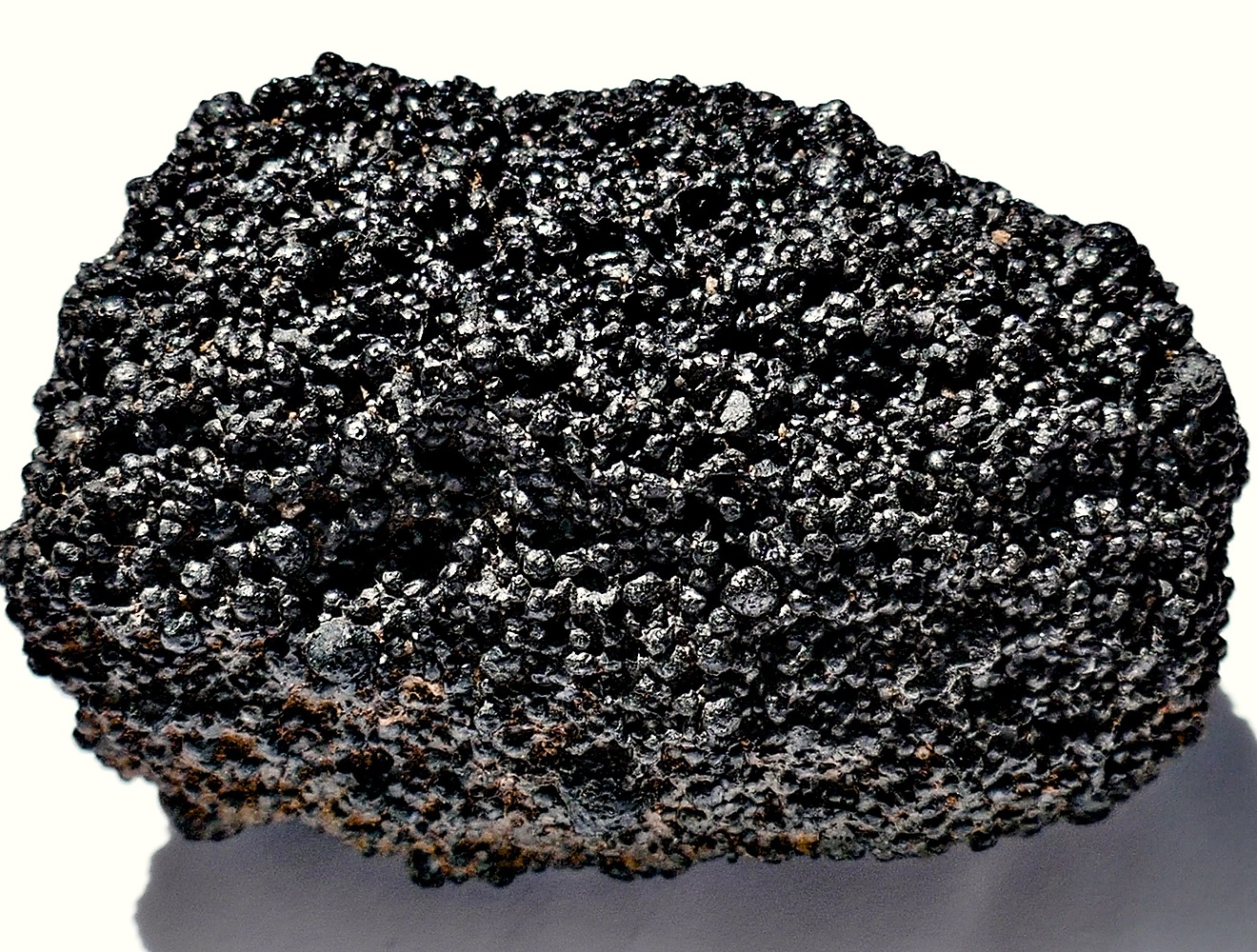 Identity Help : L. Superior N shore, odd slag or possibly pyrolusite ...