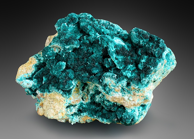 Devilline: Mineral information, data and localities.
