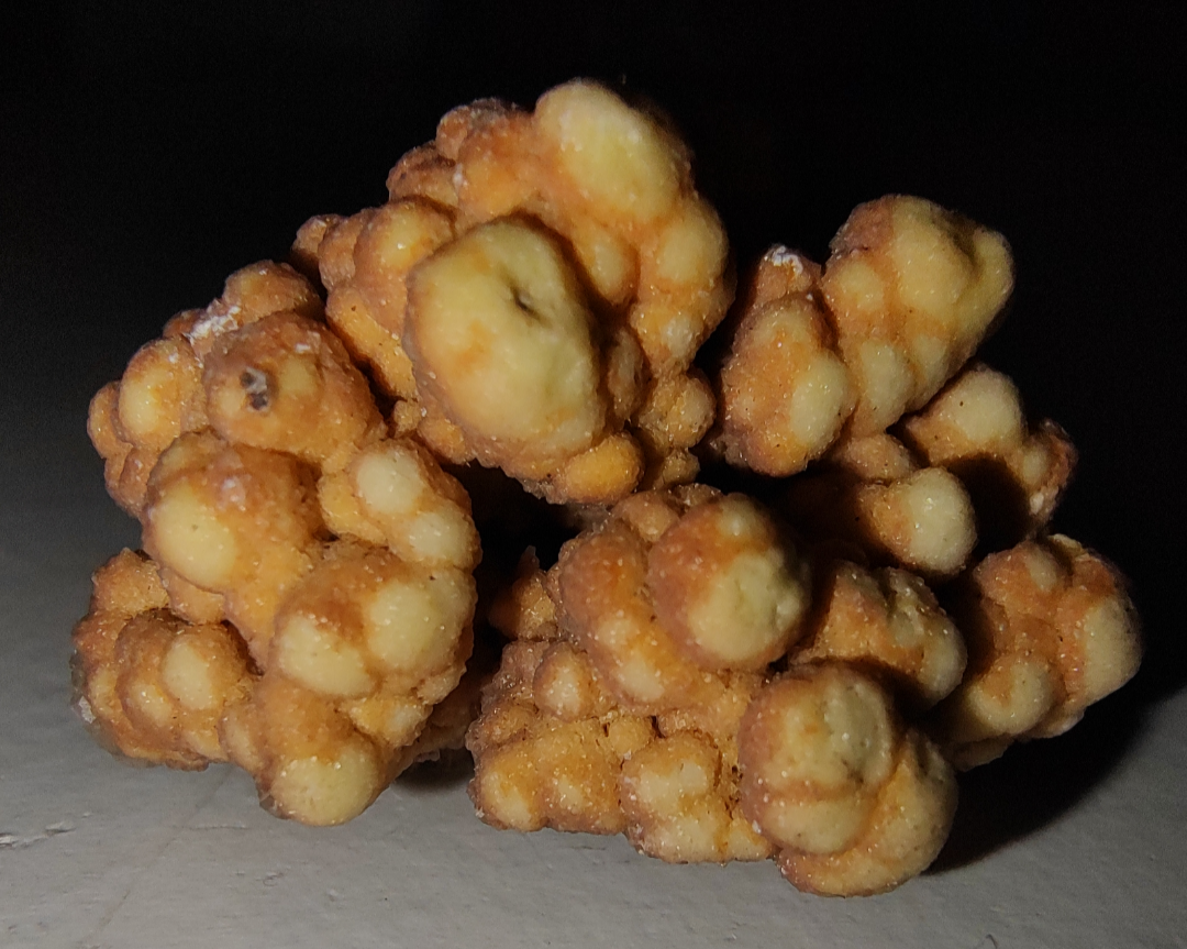 Identity Help : Bunker Hill Pyromorphite? Or Smithsonite?