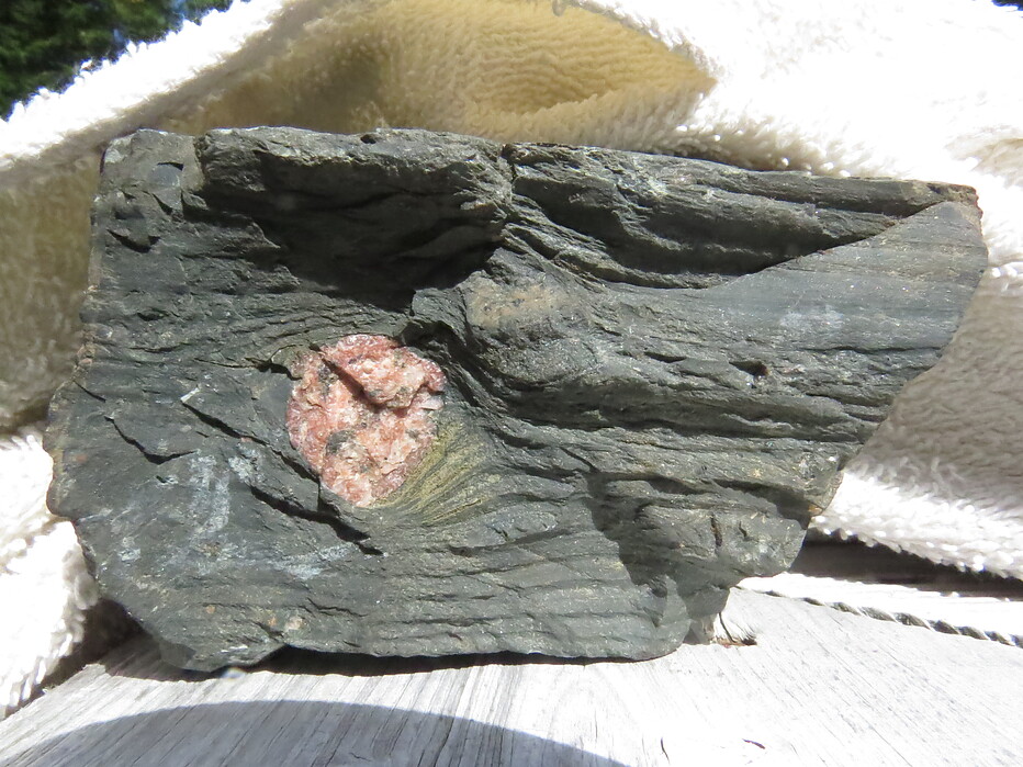 Tillite: Mineral information, data and localities.