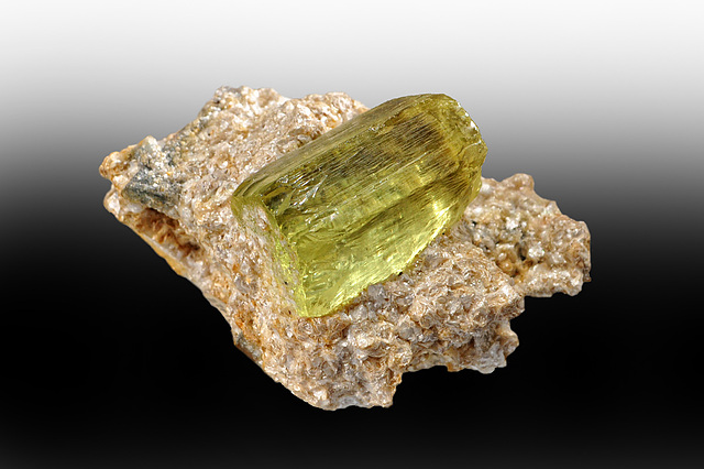 Beryl (Var: Heliodor)