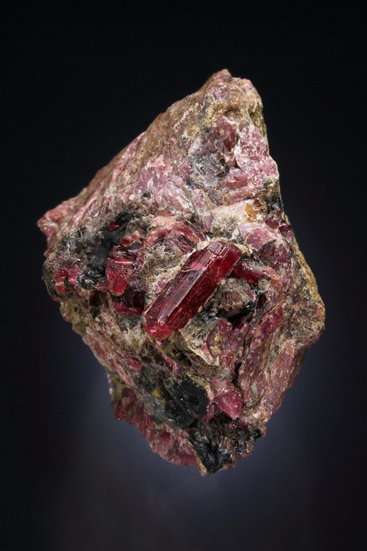 Pyroxmangite: Mineral information, data and localities.