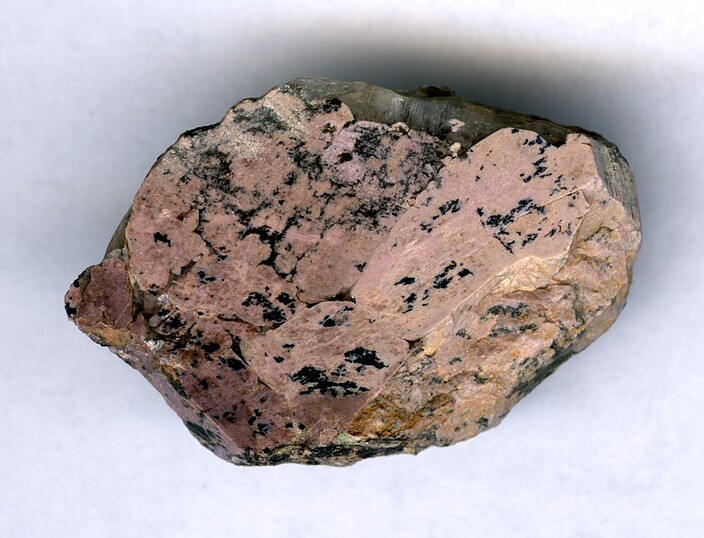 Dorozhnyi pegmatite, Khan Bogd Peralkaline Granite, Khanbogd District ...