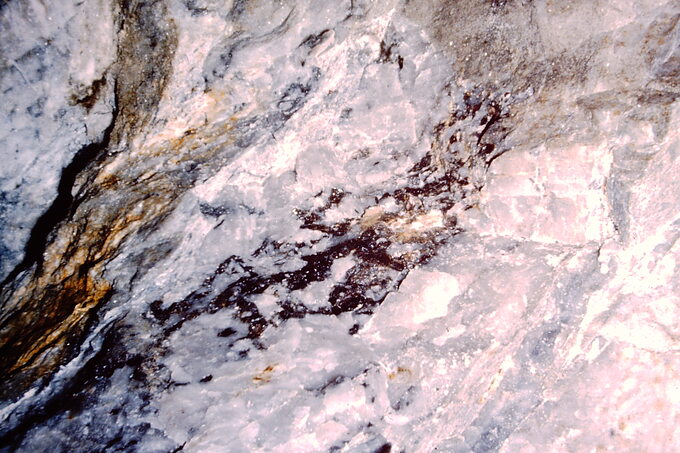 Tungsten Queen Mine and plant, Tungsten, Hamme Tungsten Mining District ...