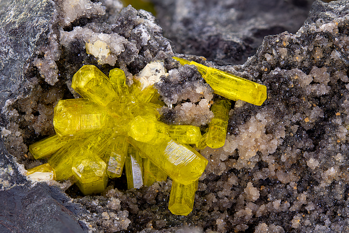 Ettringite: Mineral information, data and localities.