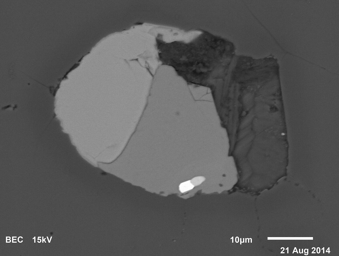 Irarsite: Mineral information, data and localities.