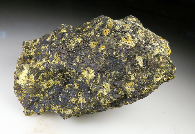 Lamproite: Mineral information, data and localities.