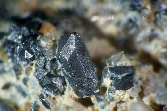 Krennerite: Mineral information, data and localities.