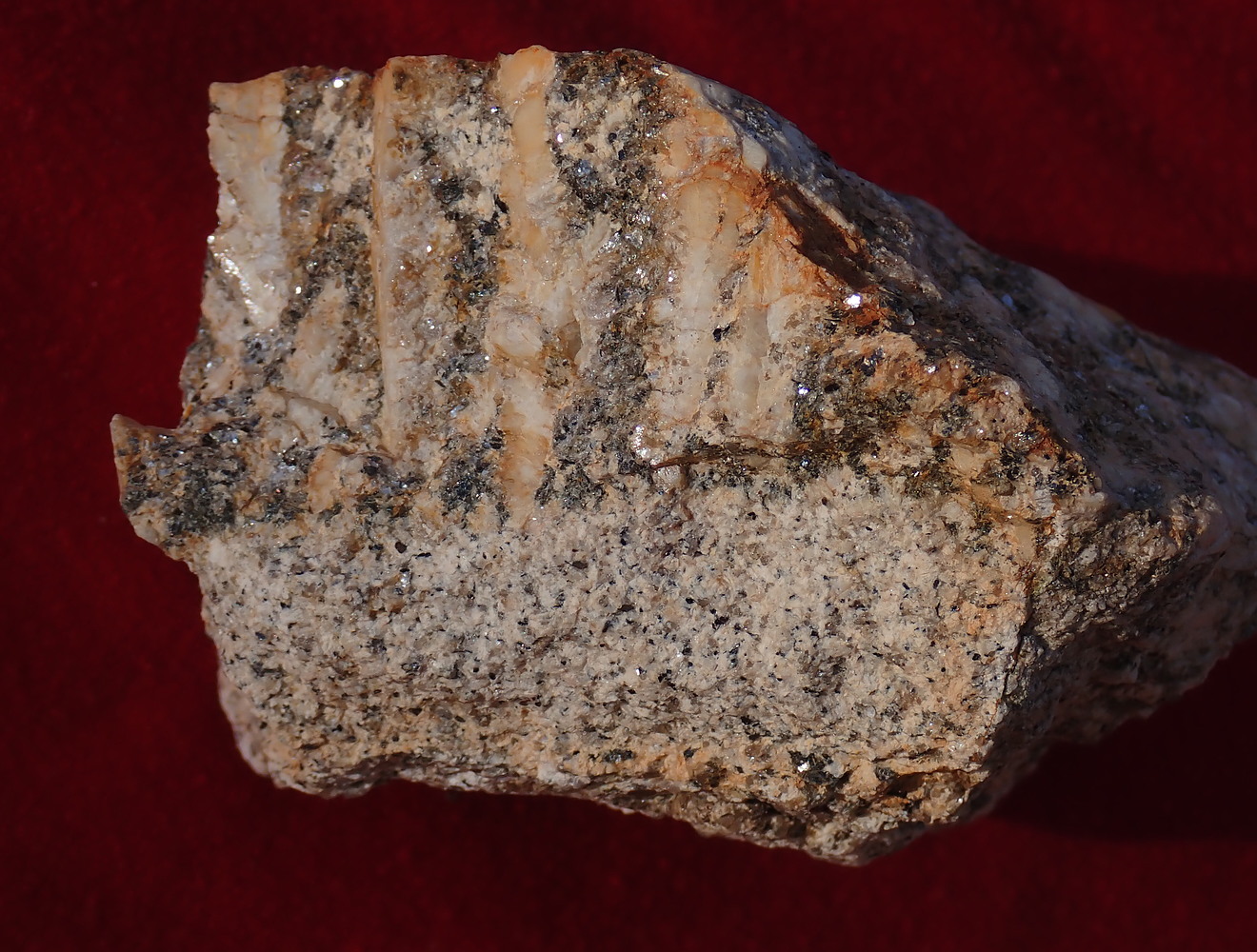 Stockscheider: Mineral information, data and localities.