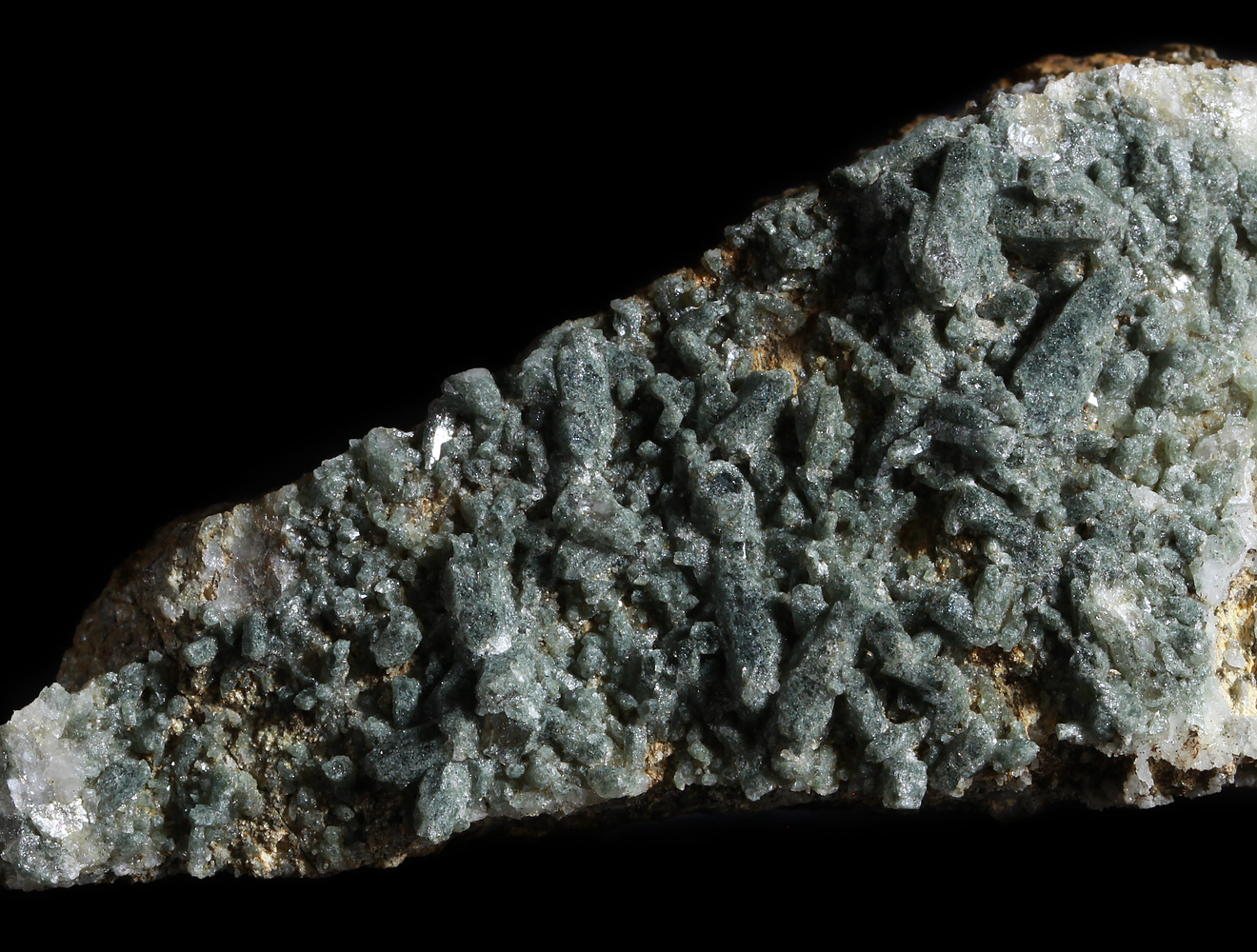 Chlorite: Mineral information, data and localities.
