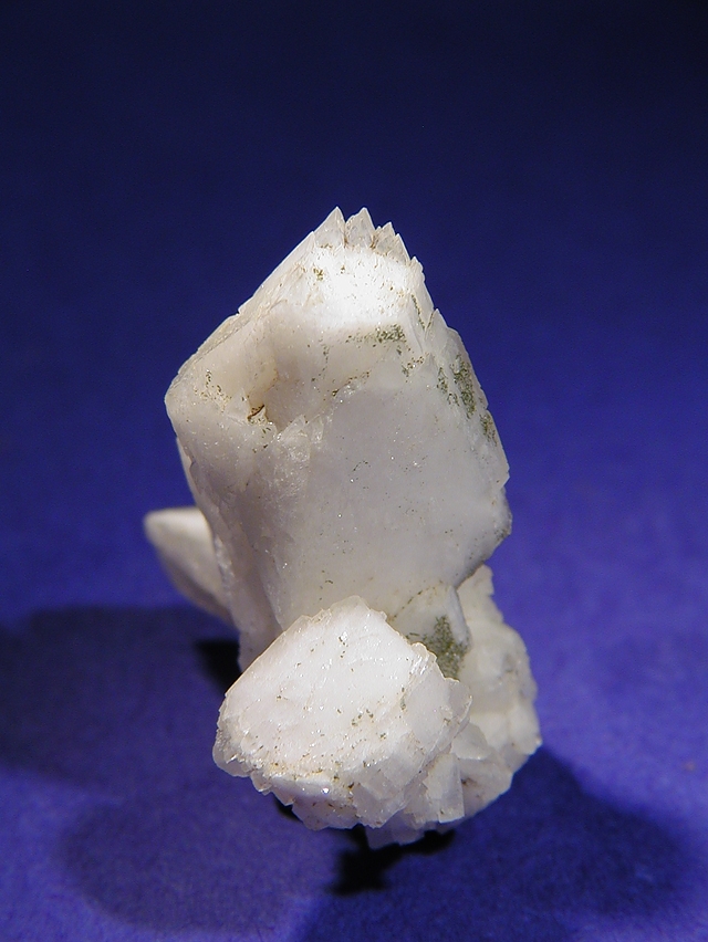 Albite (Var: Pericline), K Feldspar (Var: Adularia)