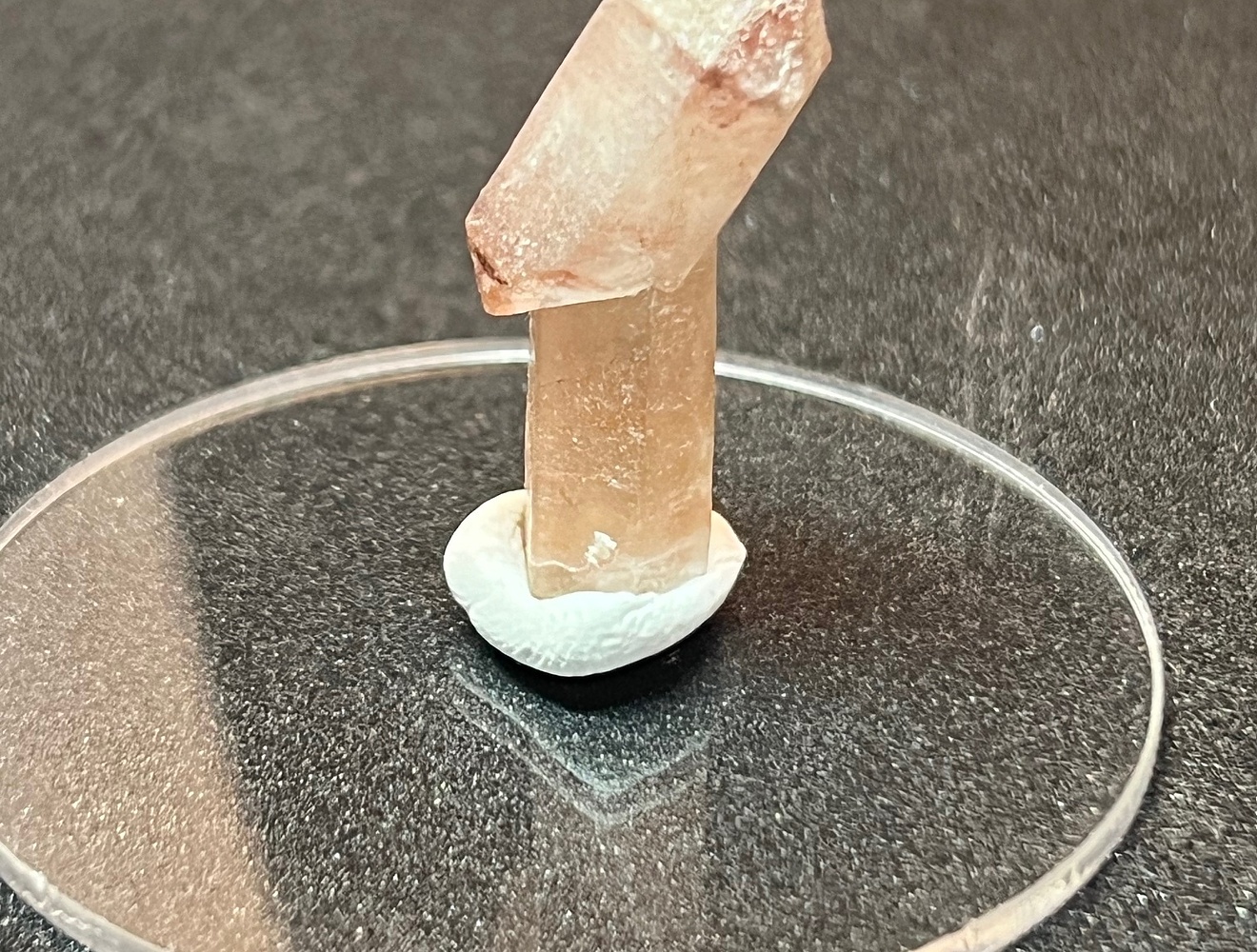 Gems and Gemology : has anyone ever seen a quartz crystal "scepter ...