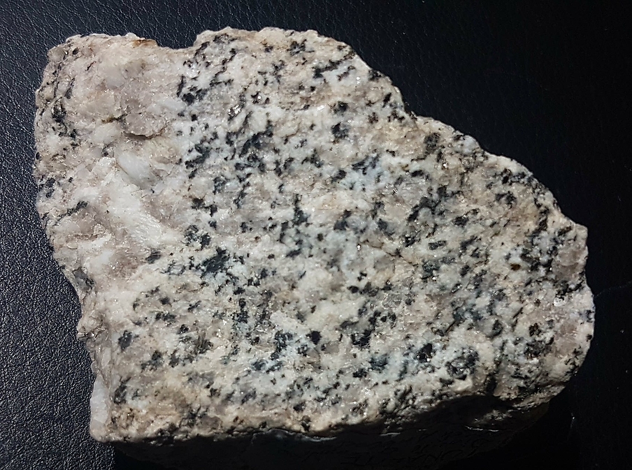 Tonalite: Mineral information, data and localities.